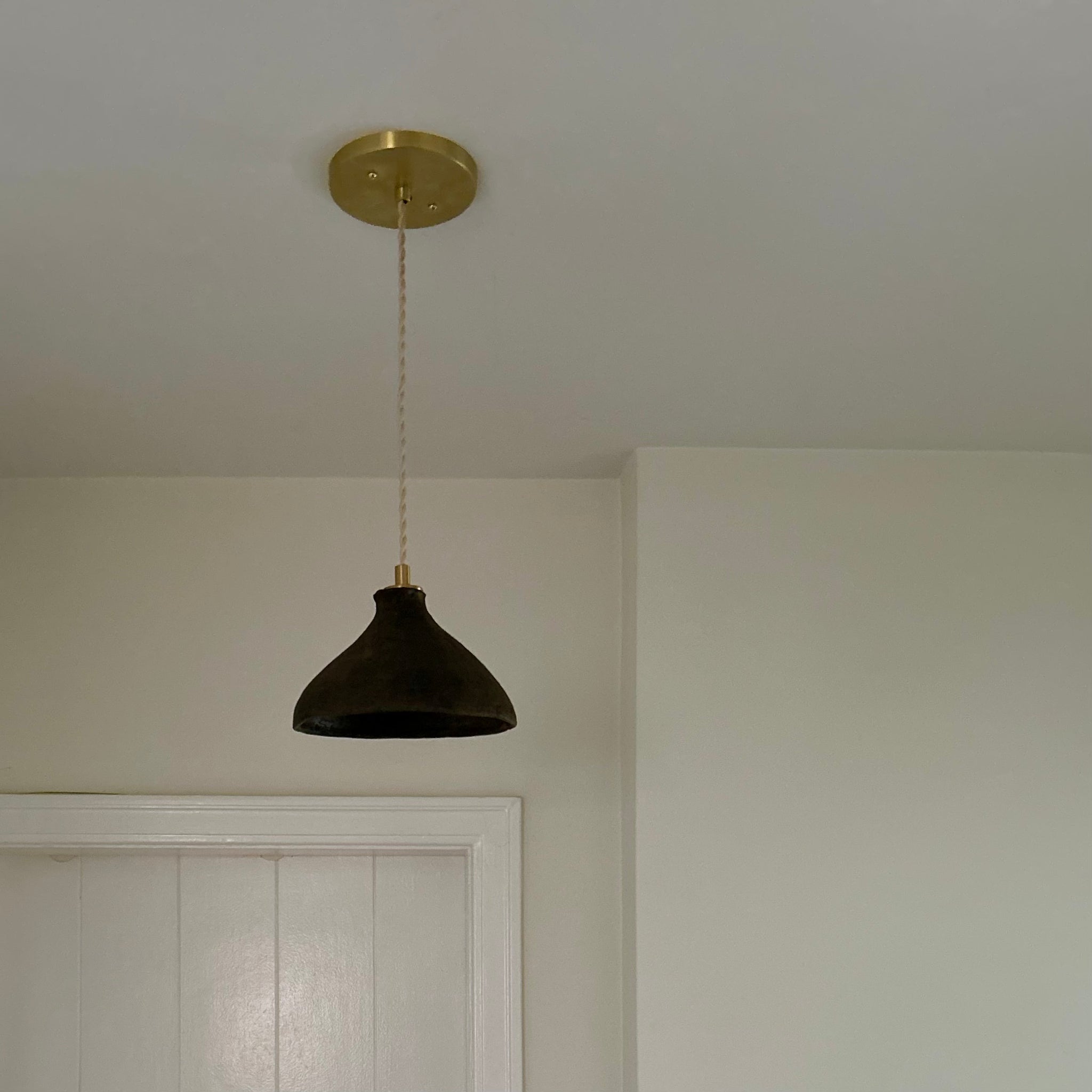 Mud Pendant Light – TWENTY ONE TONNES