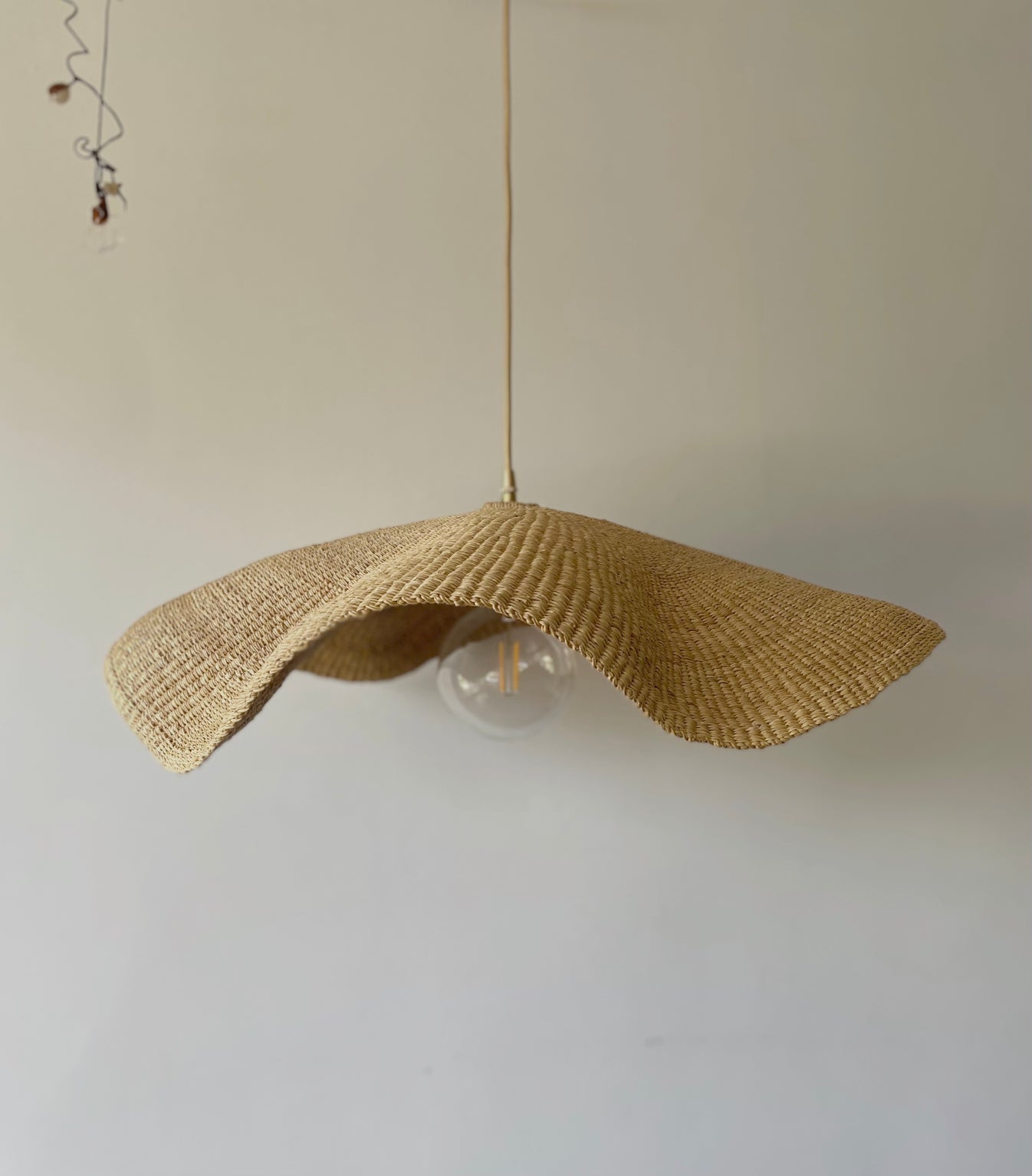 Fawn Shade | Handwoven Elephant Grass Lampshade | Ghana – TWENTY ONE TONNES